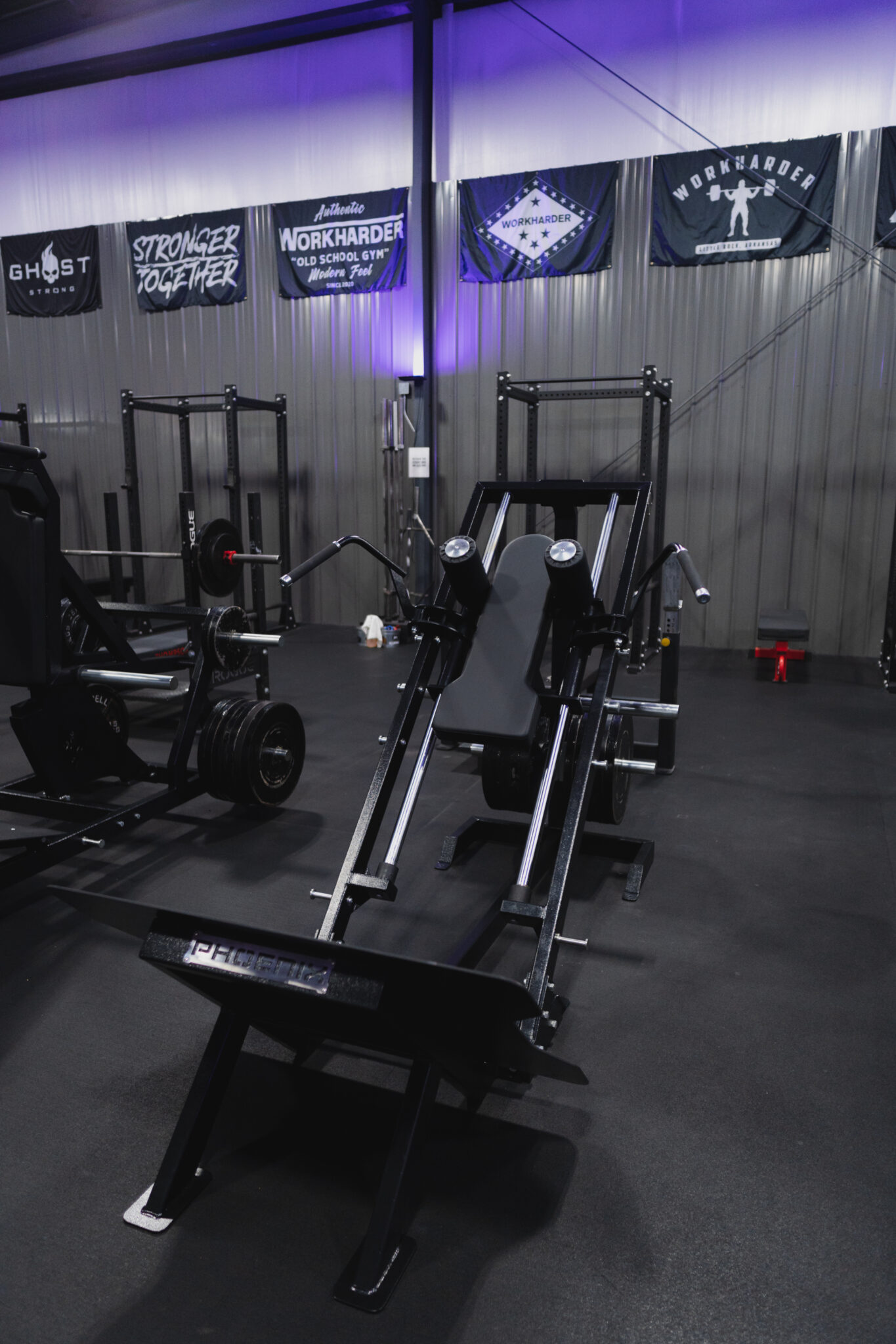 Hack Squat 45 Degree - PHOENIX STRENGTH